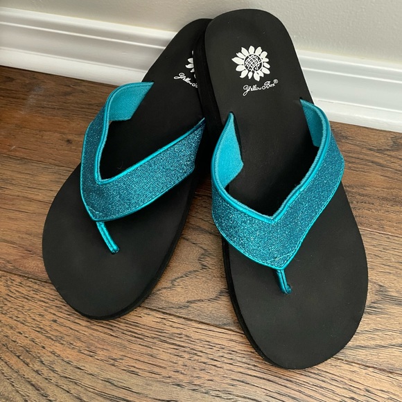 Yellow Box | Shoes | Yellow Box Turquoise Sandals Sz 8 | Poshmark